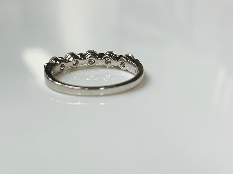 11-Stone Diamond Band in 18 Karat White Gold For Sale at 1stDibs