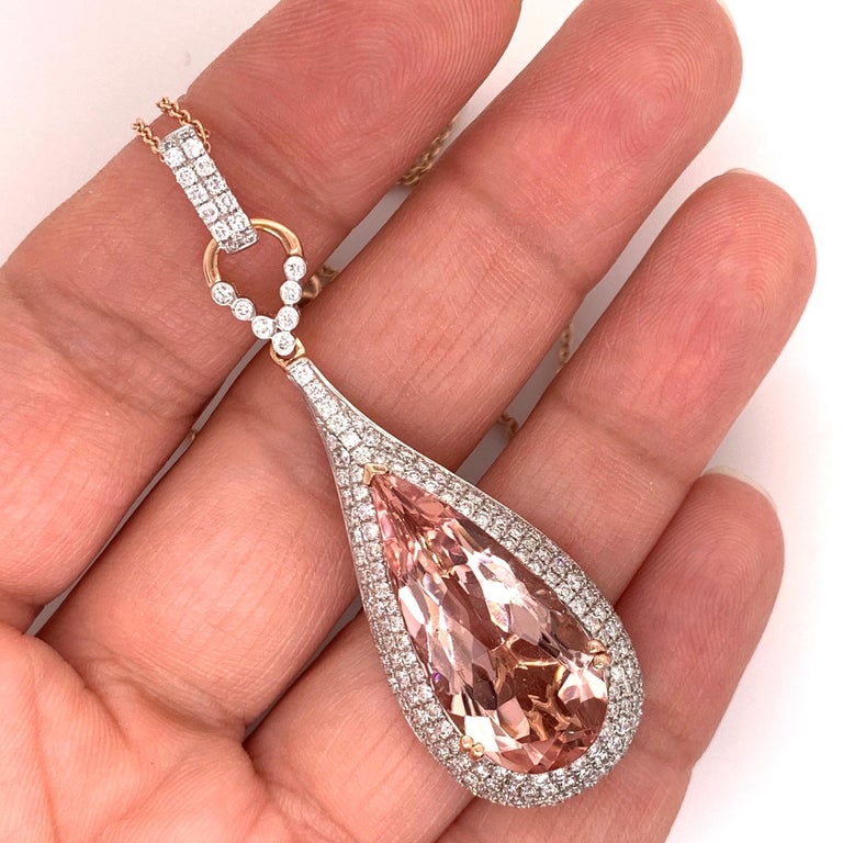 11.44 Carat Morganite Pendant Necklace For Sale at 1stDibs