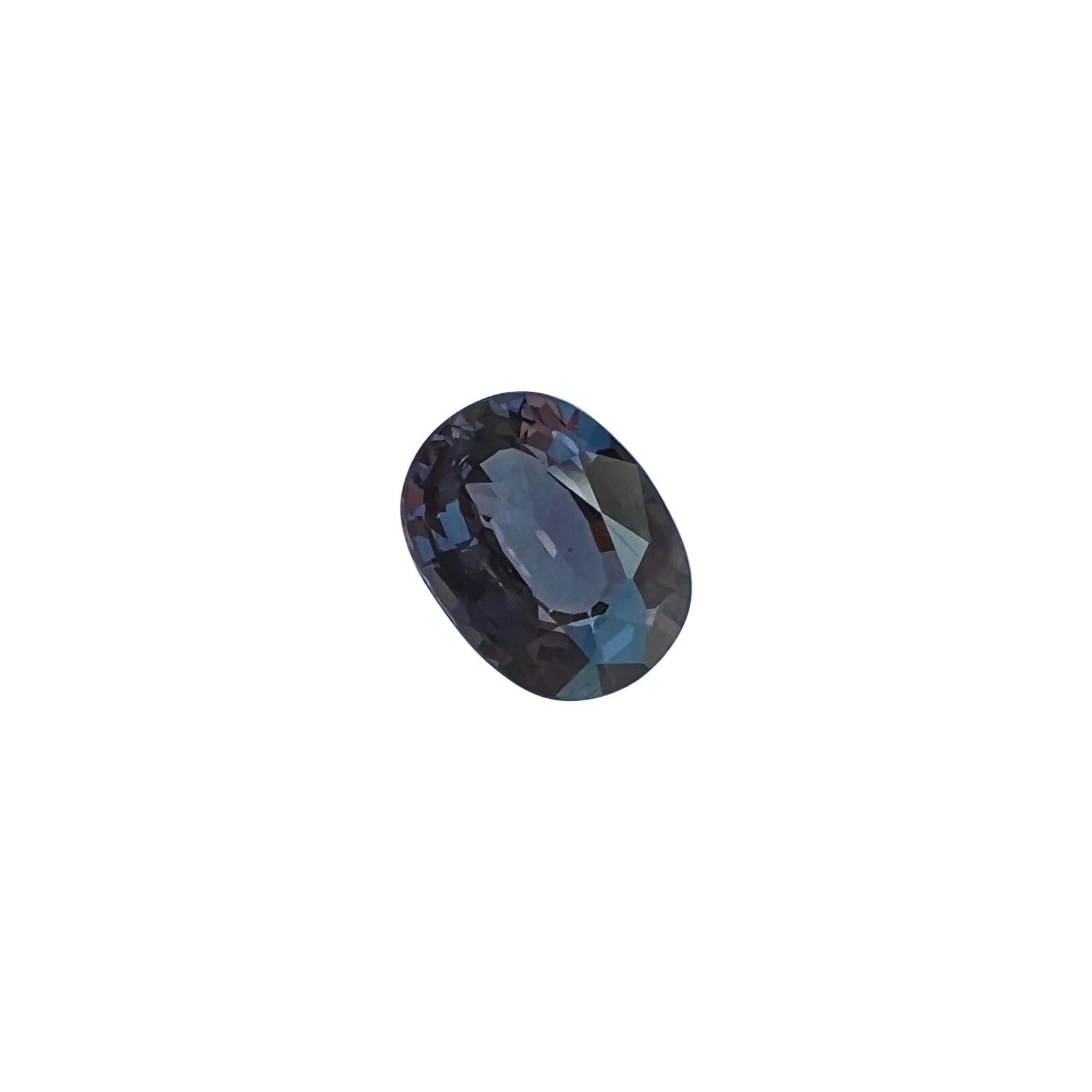 1.23ct Unheated Colour Change Sapphire Green Blue IGI Certified Oval Cut Gem For Sale at 1stDibs