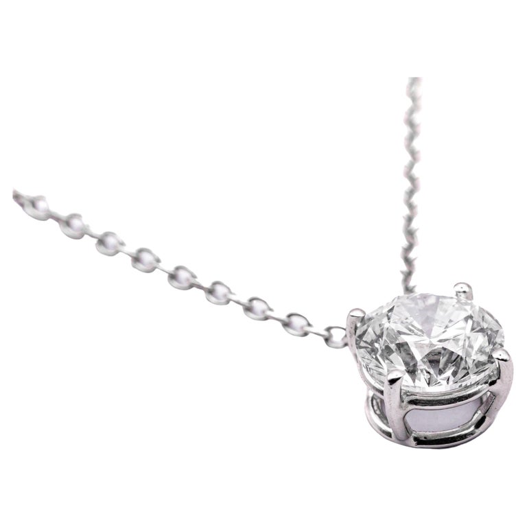 1.2 Carat VS G Color Stud Pendant White Gold Necklace For Sale at 1stDibs