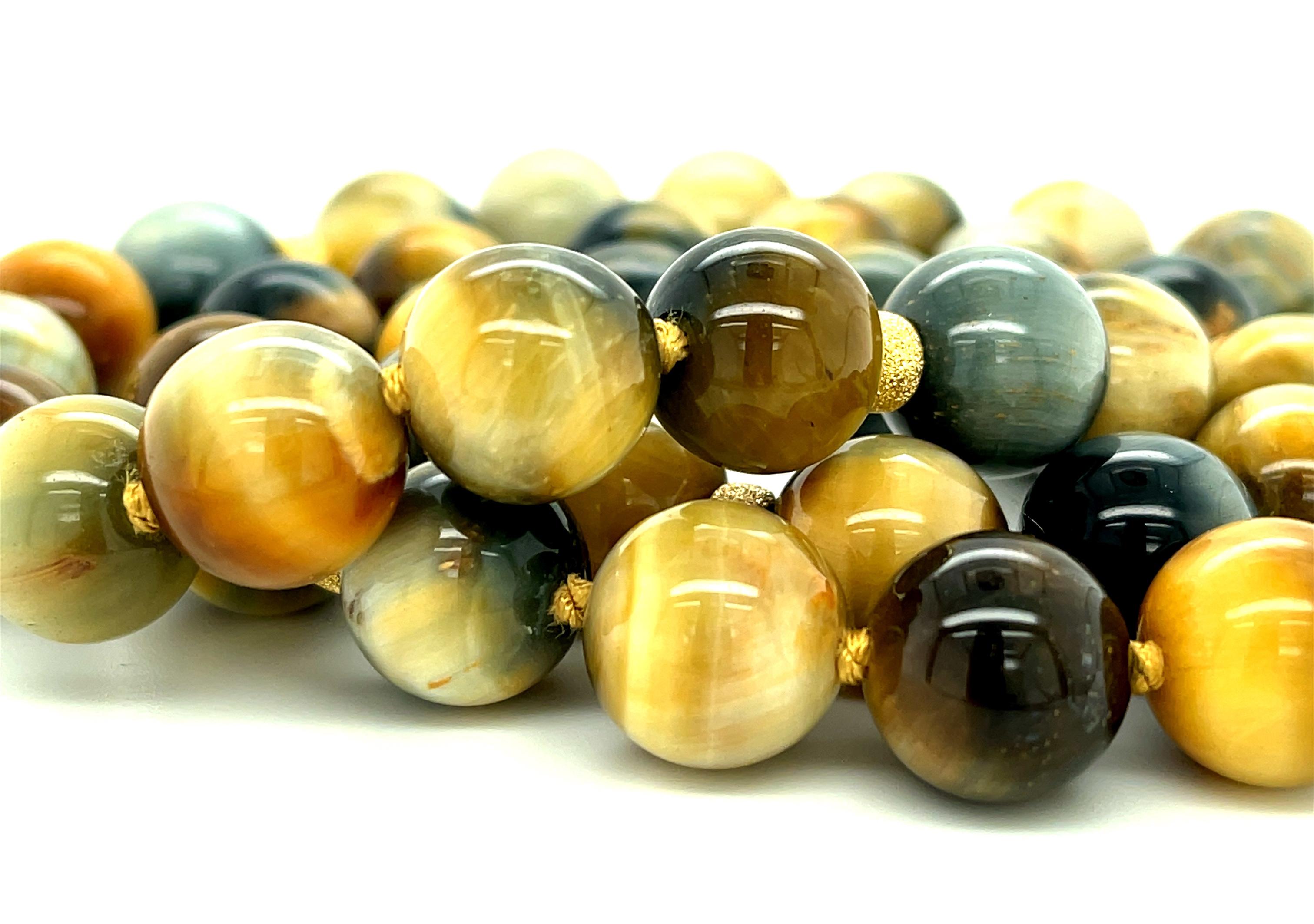 Round Falcon, Cat's Eye Quartz Necklace, Yellow Gold Accents For Sale ...