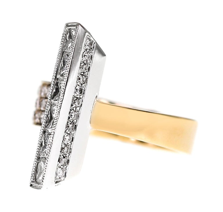 1.21 Carat White Princess Diamond Set with a Twist 'Pink Diamond' For ...