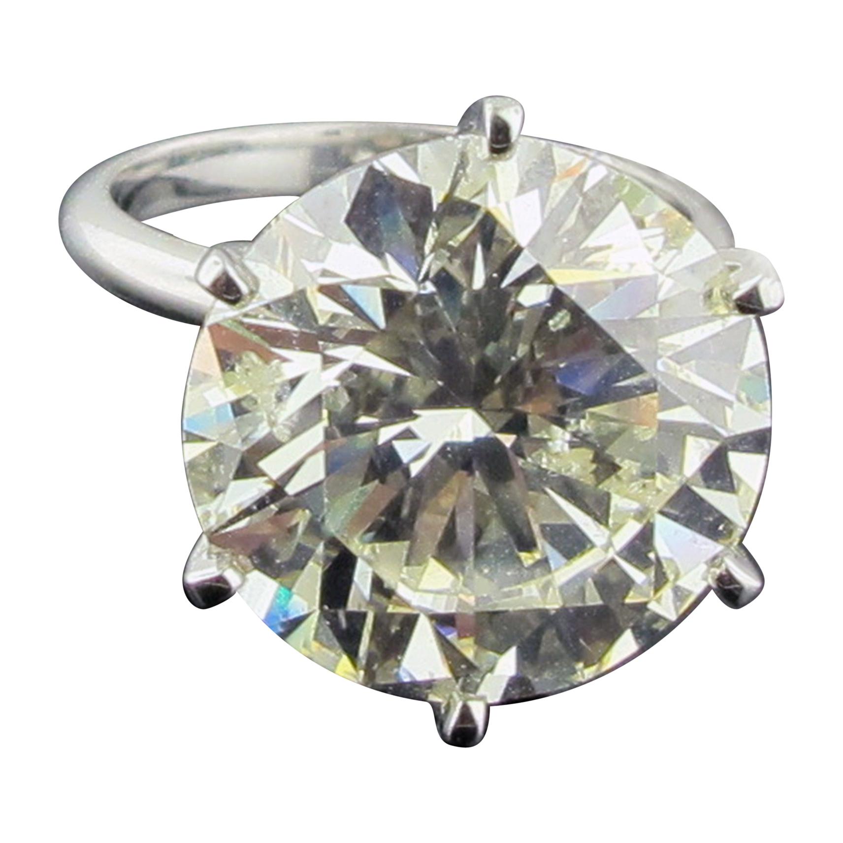 12.26 Carat Round Brilliant Cut Diamond Solitaire Set in Platinum at ...