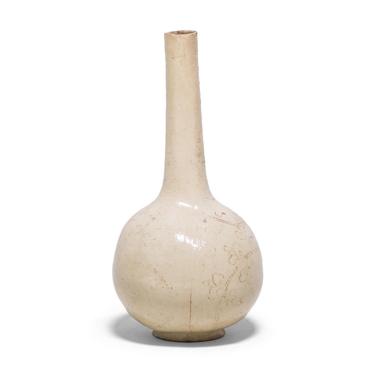 Chinese Dingyao Vase, c. 1100 For Sale at 1stDibs