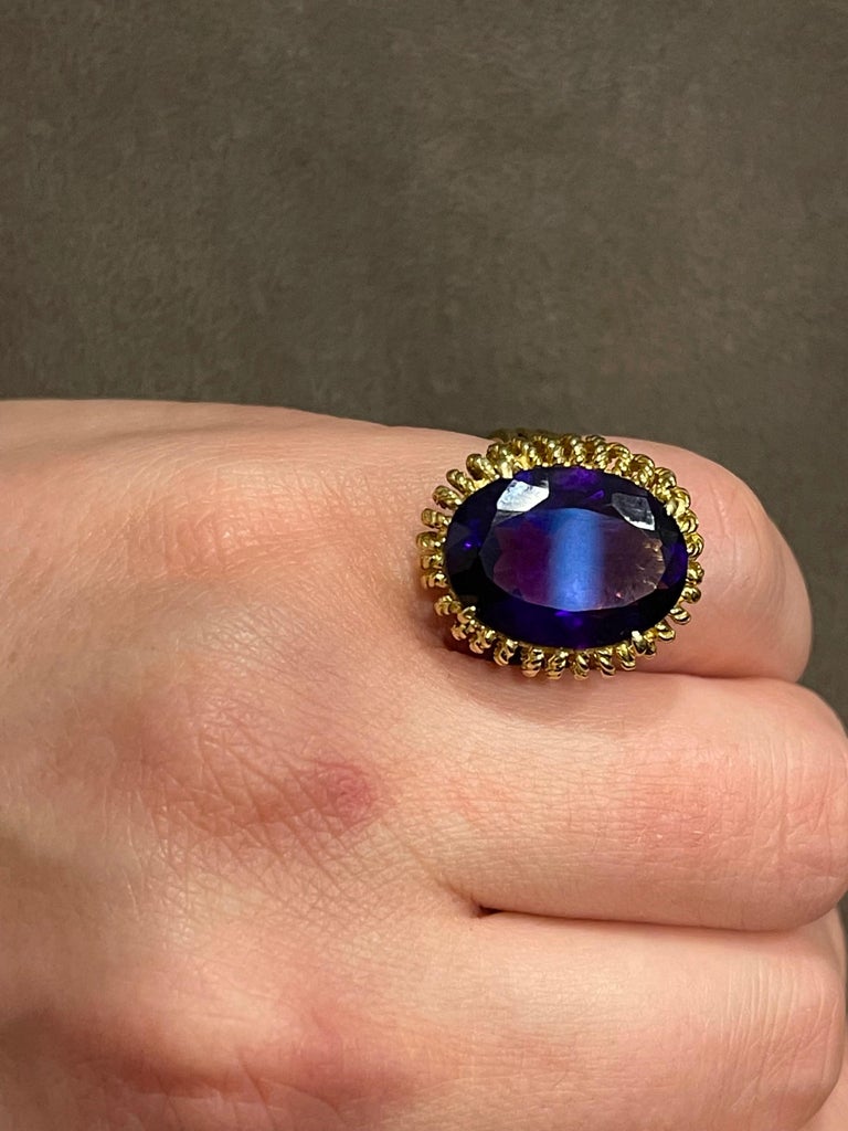 13 Carat Natural Oval Amethyst Cocktail Ring in 18 Karat Yellow Gold ...