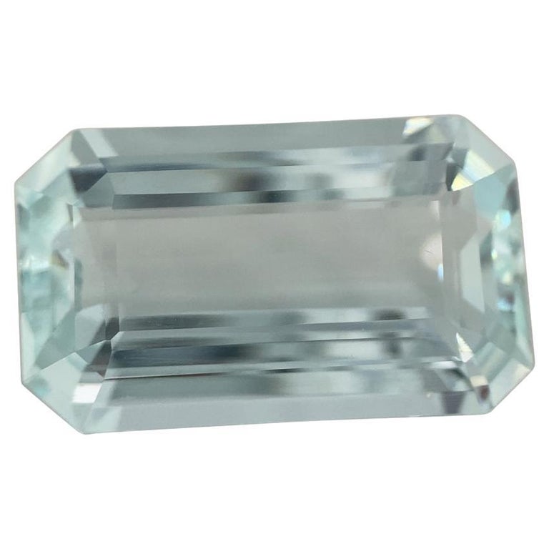 13.18ct Emerald Cut Aquamarine For Sale at 1stDibs