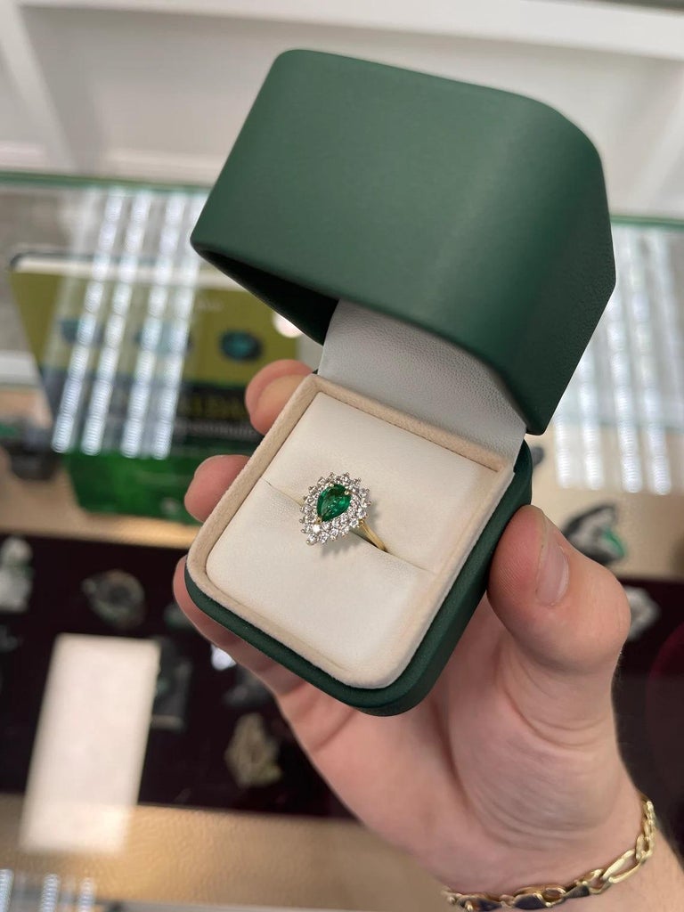 1.33tcw 14K Natural Emerald Teardrop Pear Cut and Diamond Cluster Halo ...