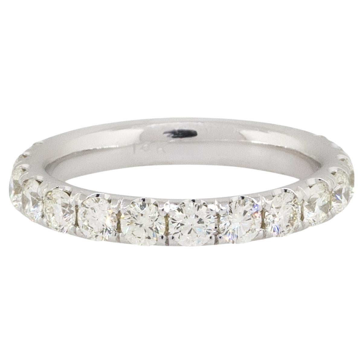 Round Brilliant Diamond Curved Wedding Band For Sale at 1stDibs