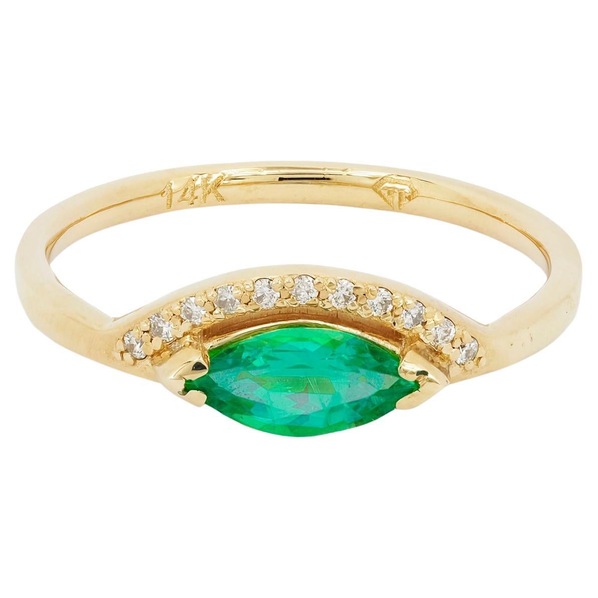 14 K Gold Mens Ring with Emerald For Sale at 1stDibs