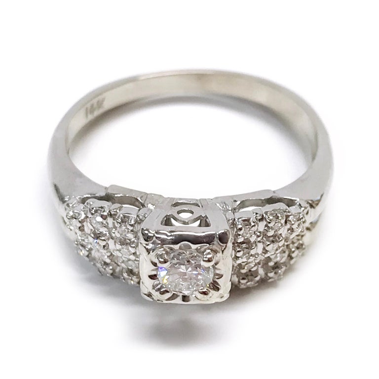 14 Karat Diamond Wedding Set Rings For Sale at 1stDibs