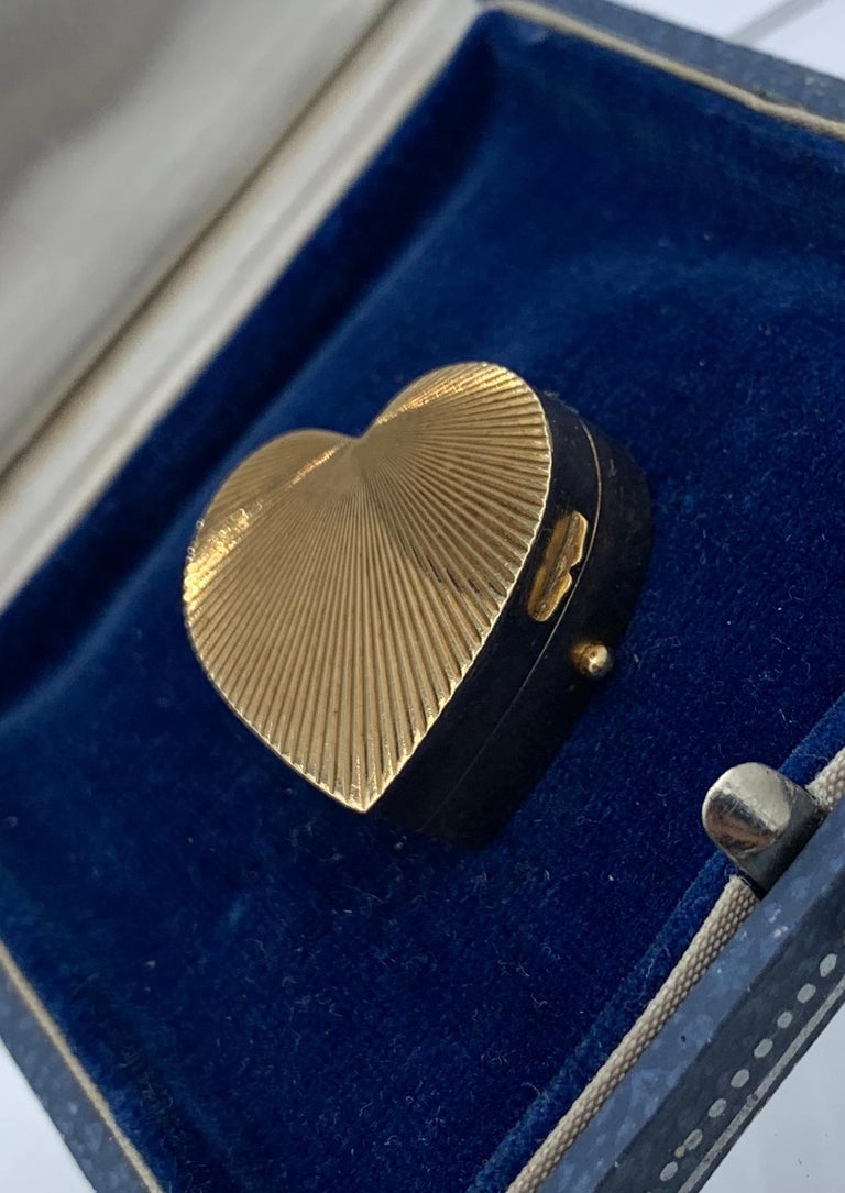 14 Karat Gold Heart Box Jewelry Dresser Pill Patch Ring Box For Sale at ...