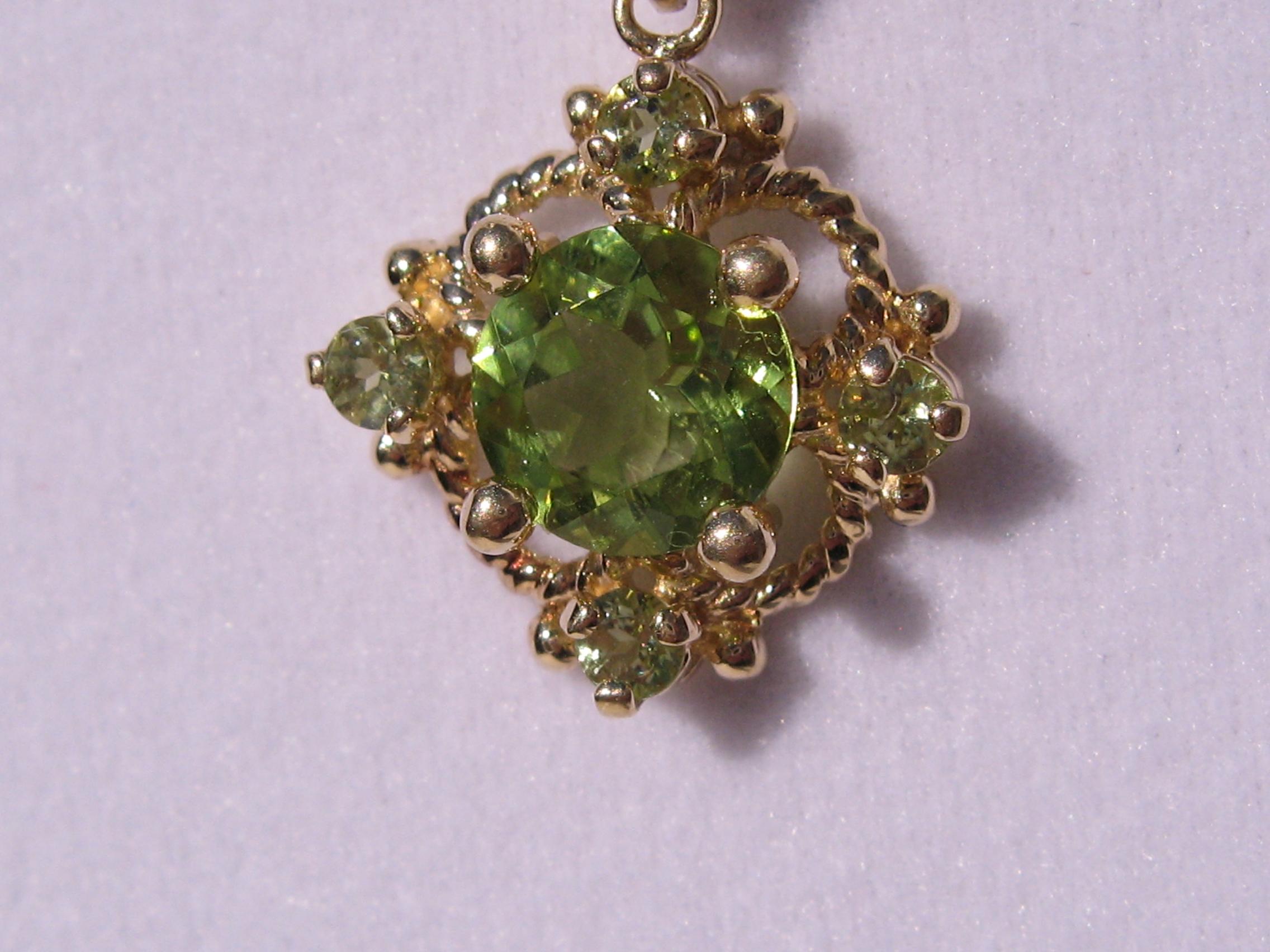 14 Karat Gold Peridot Mexican Pendant Necklace at 1stDibs | mexican ...