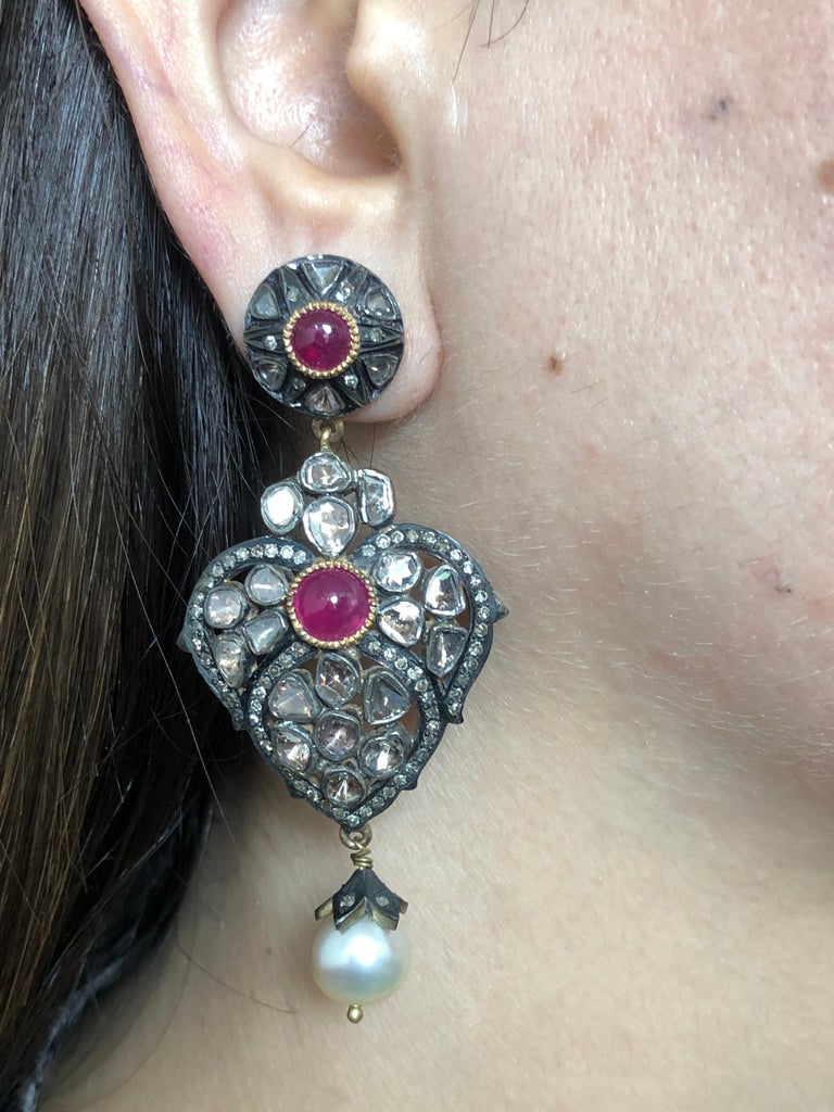 14 Karat Gold South Sea Pearl Diamond Earrings For Sale at 1stDibs