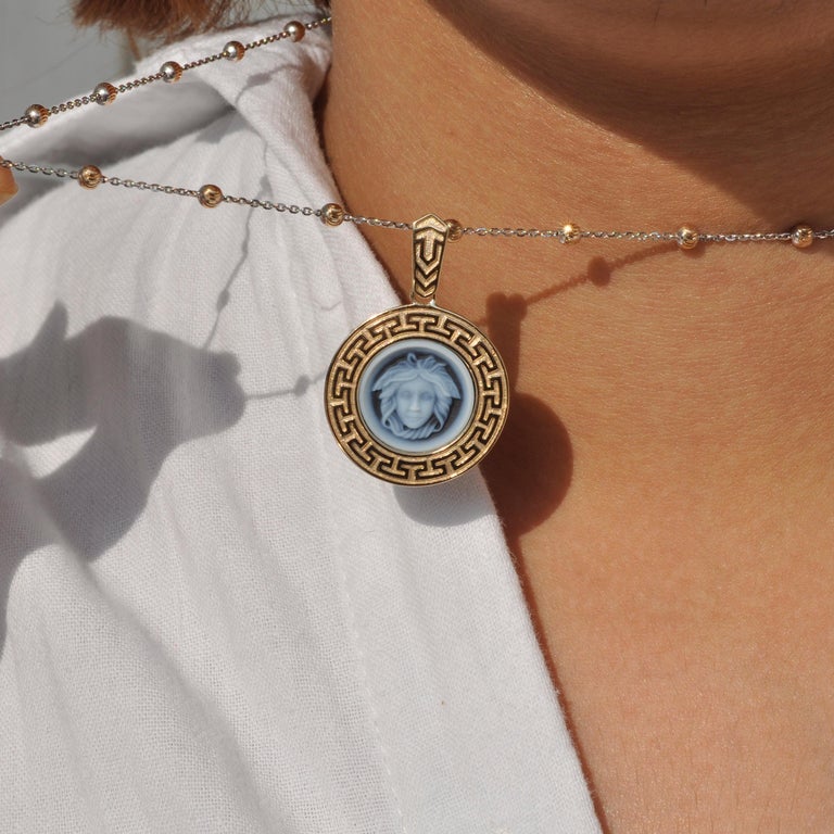 versace circle pendant