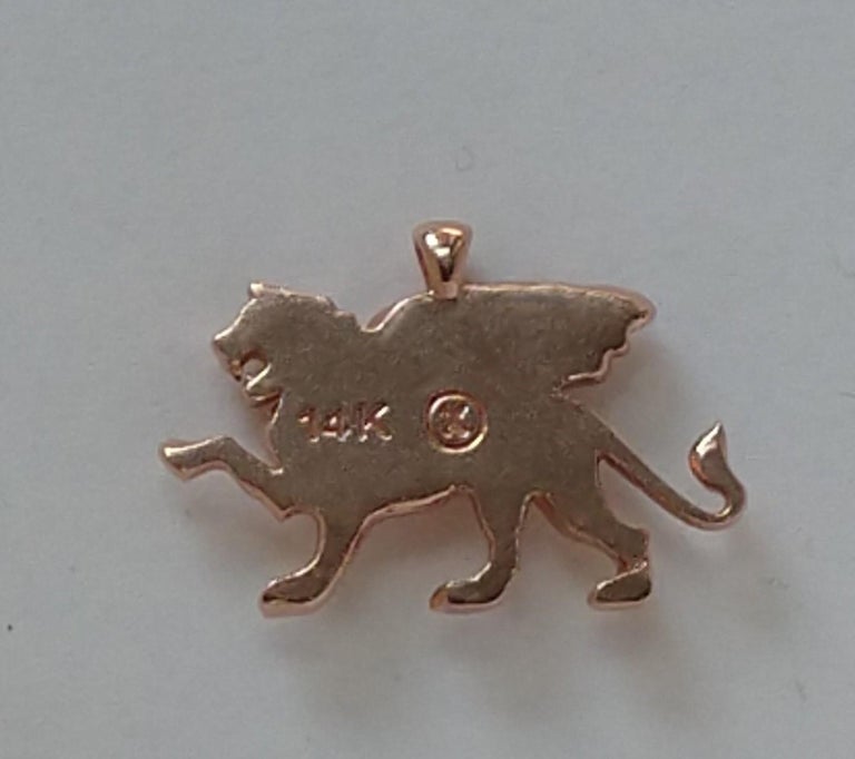 14 Karat Pink Gold Griffin Pendant Necklace for Women For Sale at 1stDibs