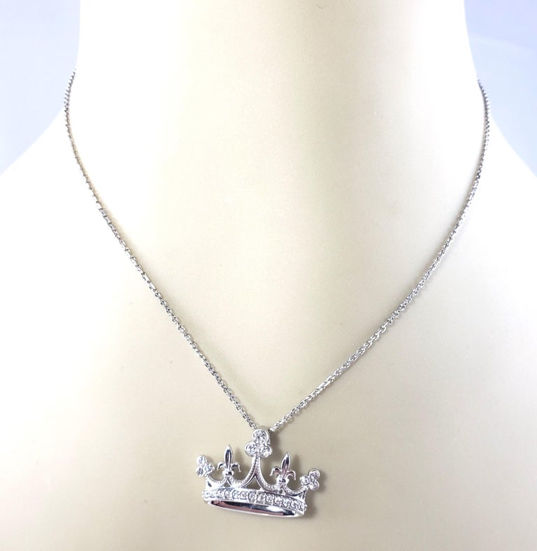 14 Karat White Gold and Diamond Crown Pendant Necklace For Sale at 1stDibs