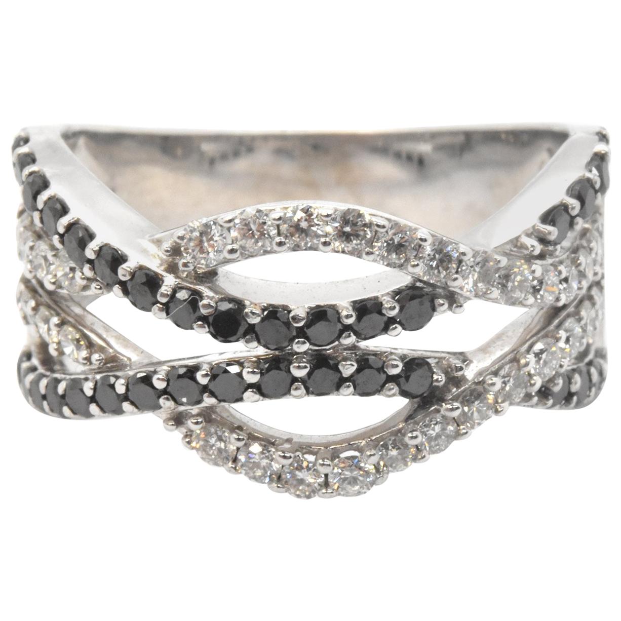 Modern Diamond Gold Crossover Ring For Sale at 1stDibs