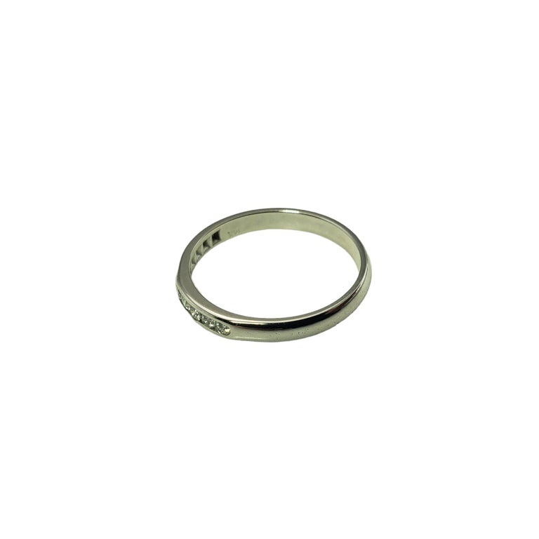 14 Karat White Gold Diamond Band Ring For Sale at 1stDibs