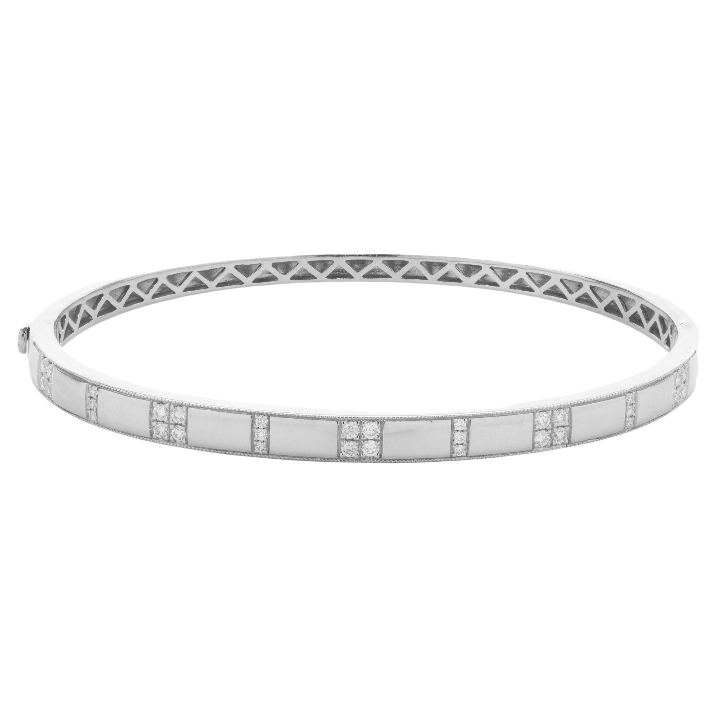 18 Karat Yellow Gold Diamond Block Bangle Bracelet For Sale at 1stDibs