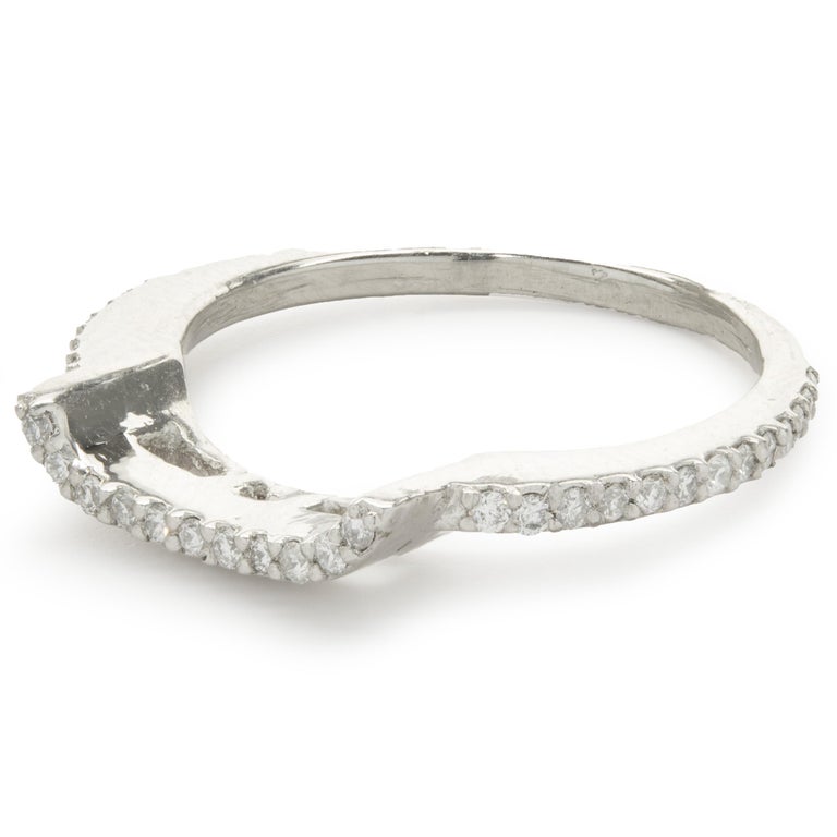 14 Karat White Gold Diamond Contour Band For Sale at 1stDibs