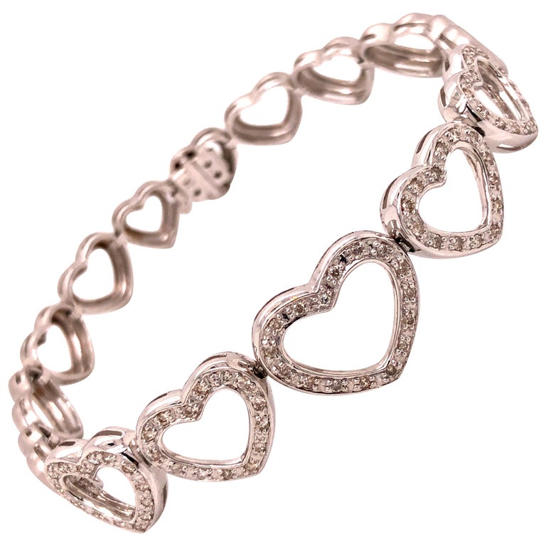 14 Karat White Gold Diamond Heart Bracelet For Sale at 1stDibs