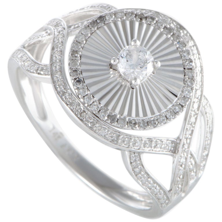 14 Karat White Gold Diamond Round Disk Band Ring at 1stDibs