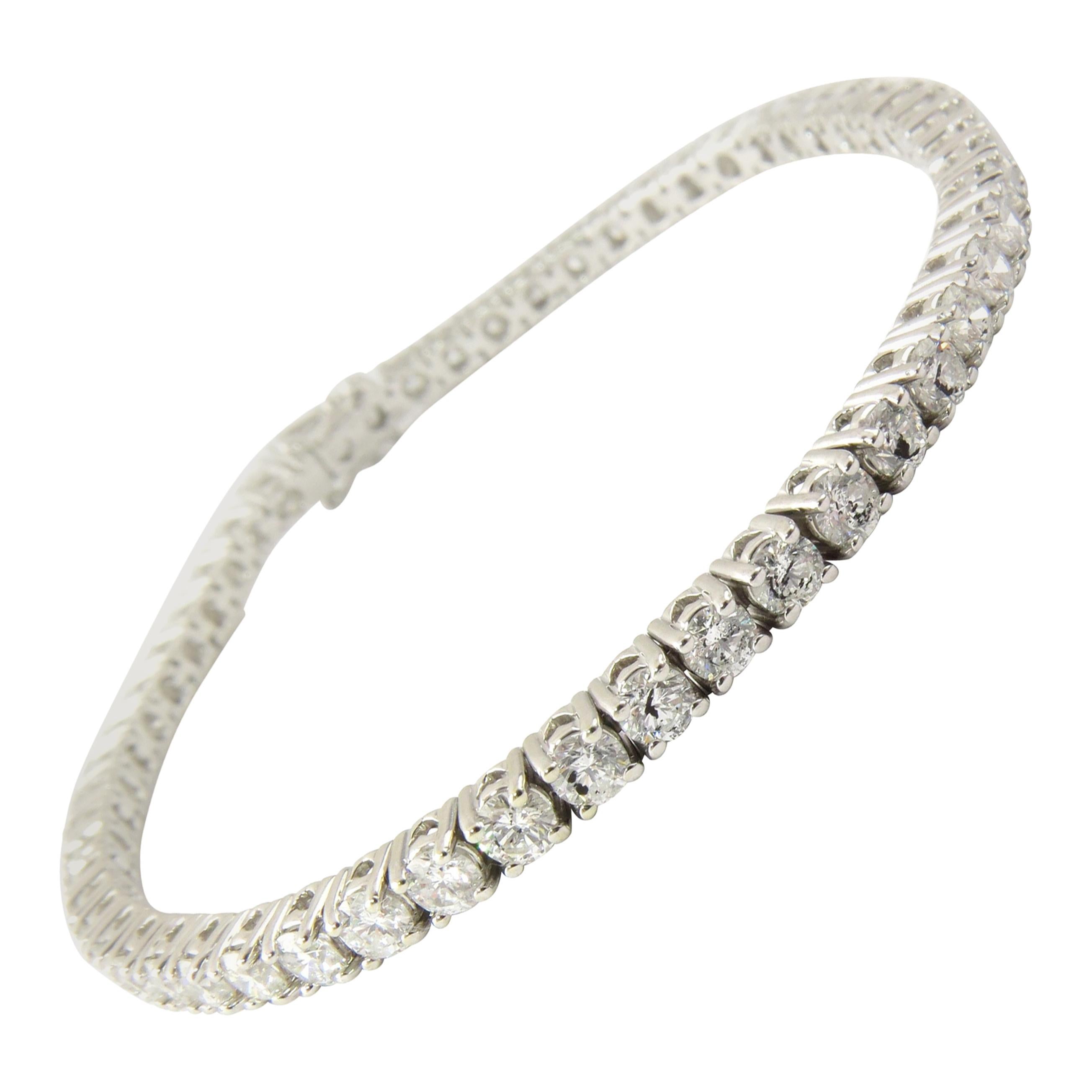Box Style Diamond Tennis Bracelet 1 Carat Of Diamonds Set In 14 Karat