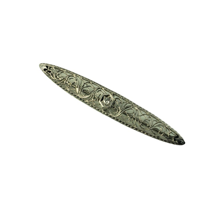 14 Karat White Gold Filigree and Diamond Bar Pin For Sale at 1stDibs