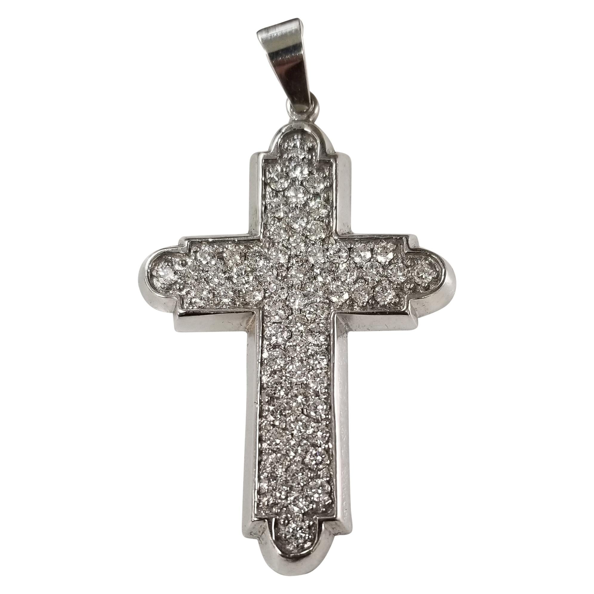 14 Karat White Gold Large Diamond Cross 4.58 Carat in Diamonds For Sale ...