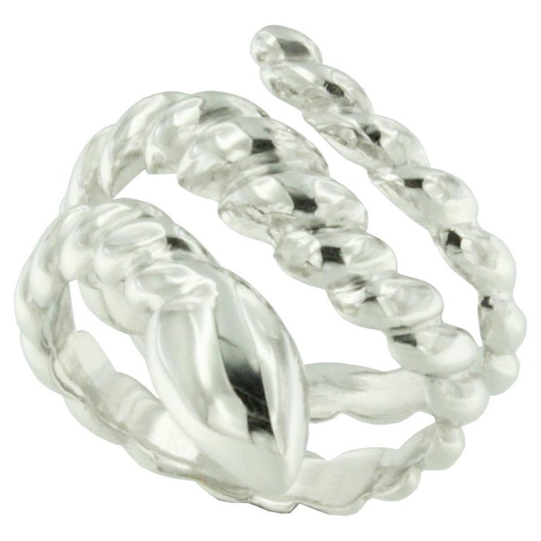 14 Karat White Gold Modern Double Snake Made in Italy Cocktail Ring For Sale at 1stDibs