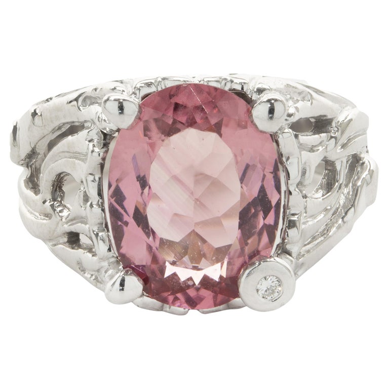 14 Karat White Gold Pink Topaz Free Form Ring For Sale at 1stDibs