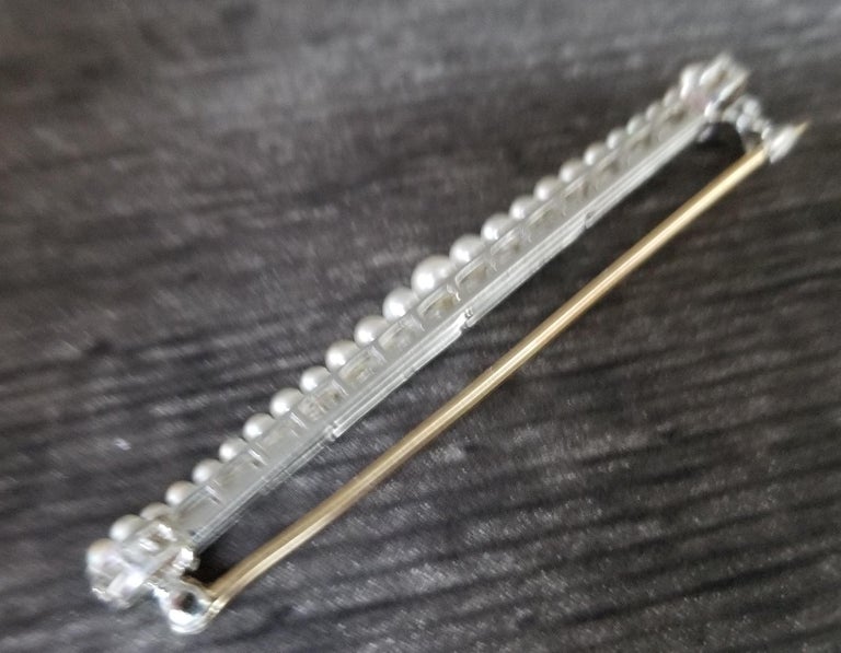 14 Karat White Gold Sea Pearl Pin For Sale at 1stDibs