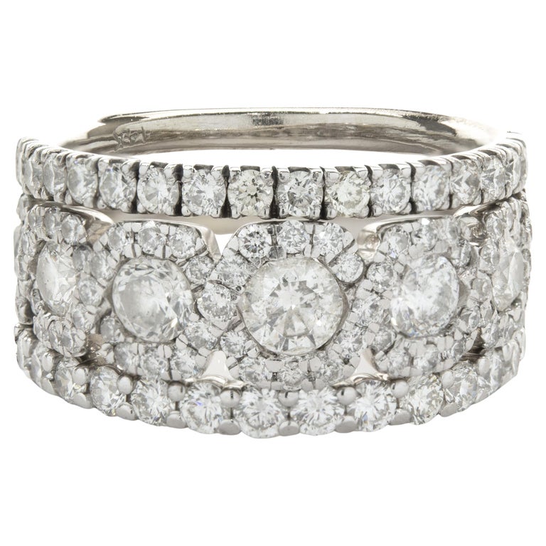 14 Karat White Gold Three Row Diamond Cluster Band For Sale at 1stDibs