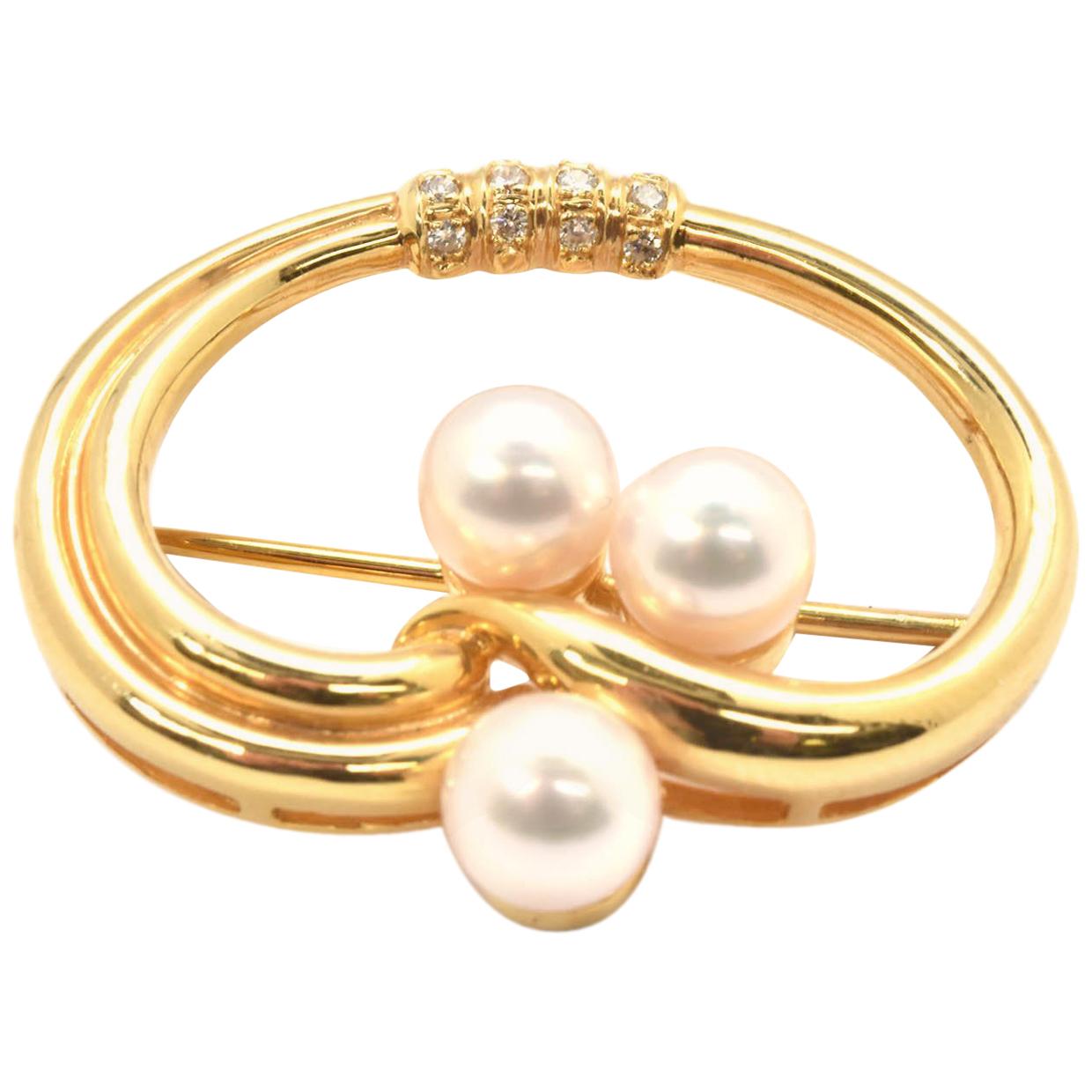 14 Karat Yellow Gold 0.12 Carat Round Diamond and Freshwater Pearl Pin ...
