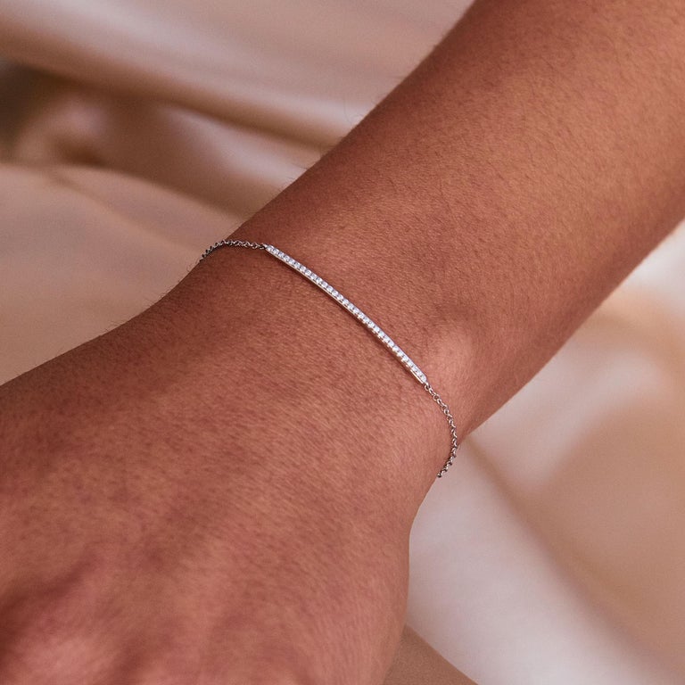 14 Karat Yellow Gold 0.129 Carat Round Diamond Bar Chain Bracelet For ...