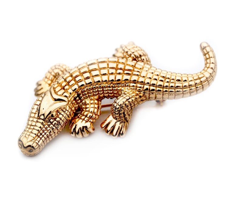 14 Karat Yellow Gold Alligator Pin at 1stDibs
