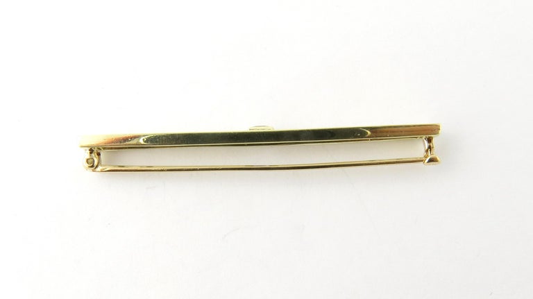 14 Karat Yellow Gold and Blue Topaz Pin / Brooch For Sale at 1stDibs