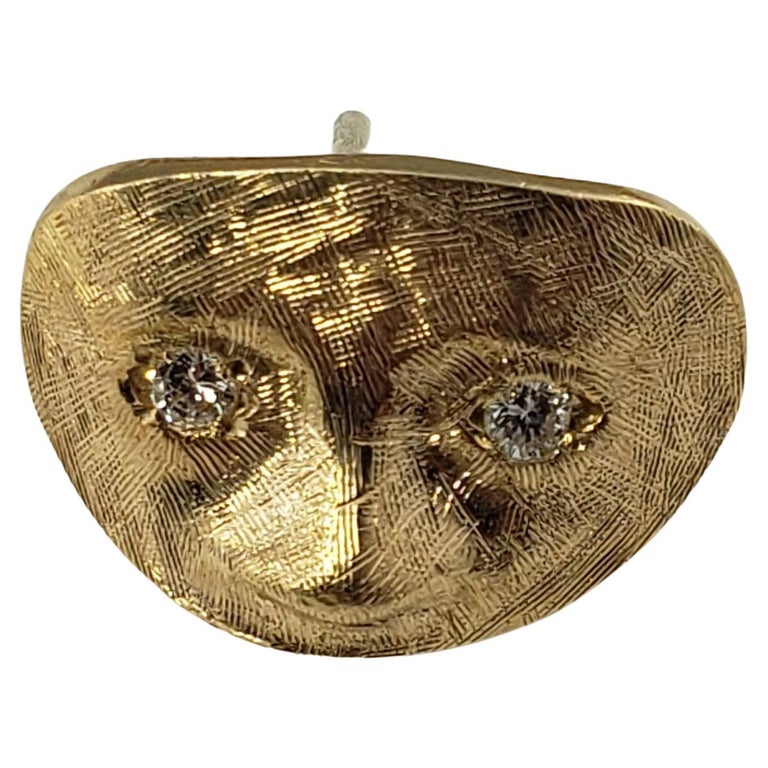 14 Karat Yellow Gold and Diamond Mask Tie Tack For Sale at 1stDibs