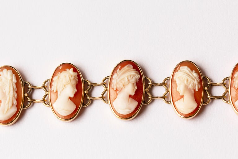 14 Karat Yellow Gold and Hand Carved Shell Cameo Link Bracelet For Sale ...