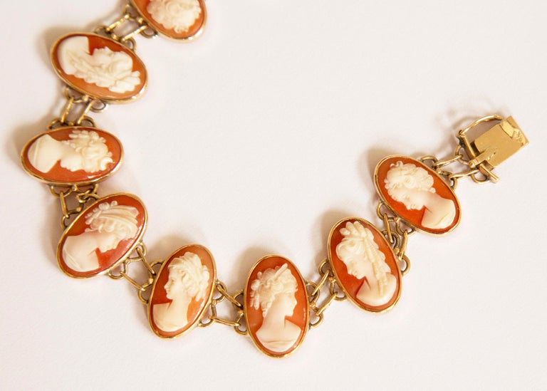 14 Karat Yellow Gold and Hand Carved Shell Cameo Link Bracelet For Sale ...