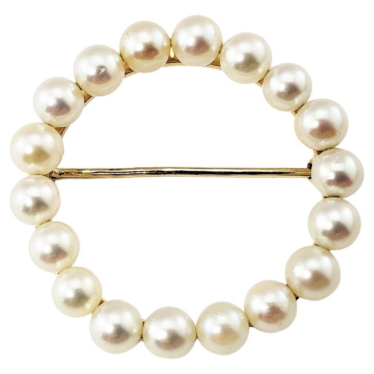 14 Karat Yellow Gold and Pearl Circle Pin / Brooch at 1stDibs