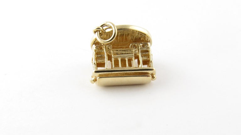 14 Karat Yellow Gold Articulated Cable Car Charm For Sale at 1stDibs