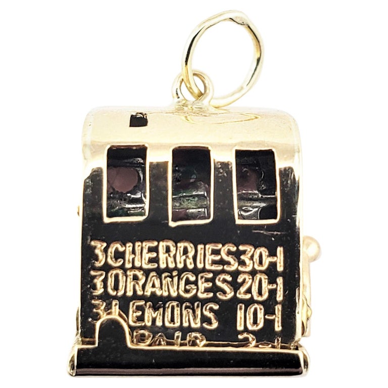 14 Karat Yellow Gold Articulated Slot Machine Charm For Sale at 1stDibs