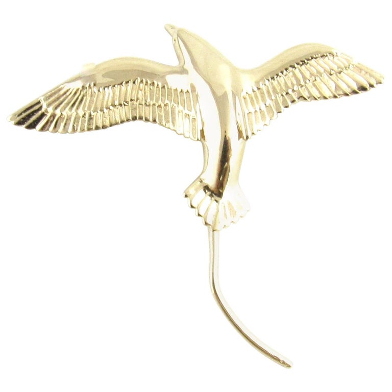 14 Karat Yellow Gold Bird Pendant at 1stDibs