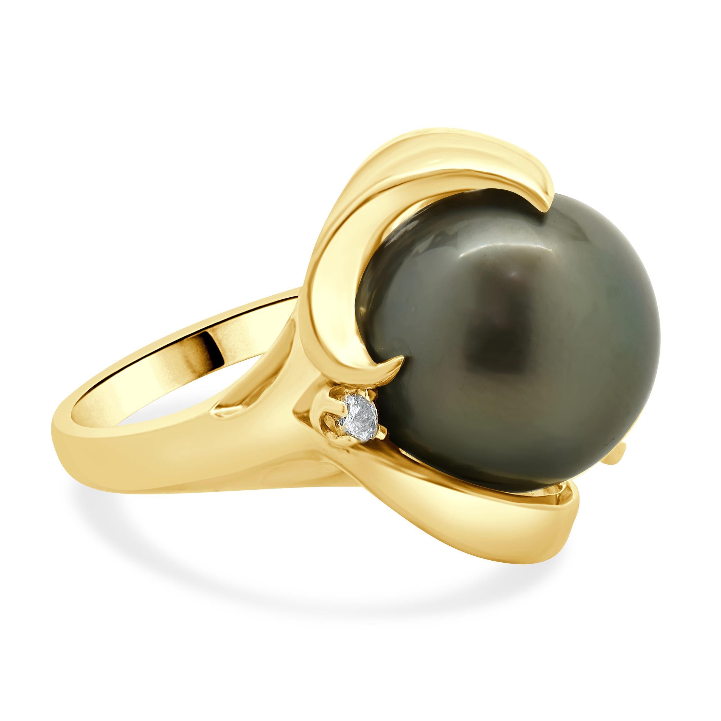 14 Karat Yellow Gold Black Pearl and Diamond Freeform Ring For Sale at ...