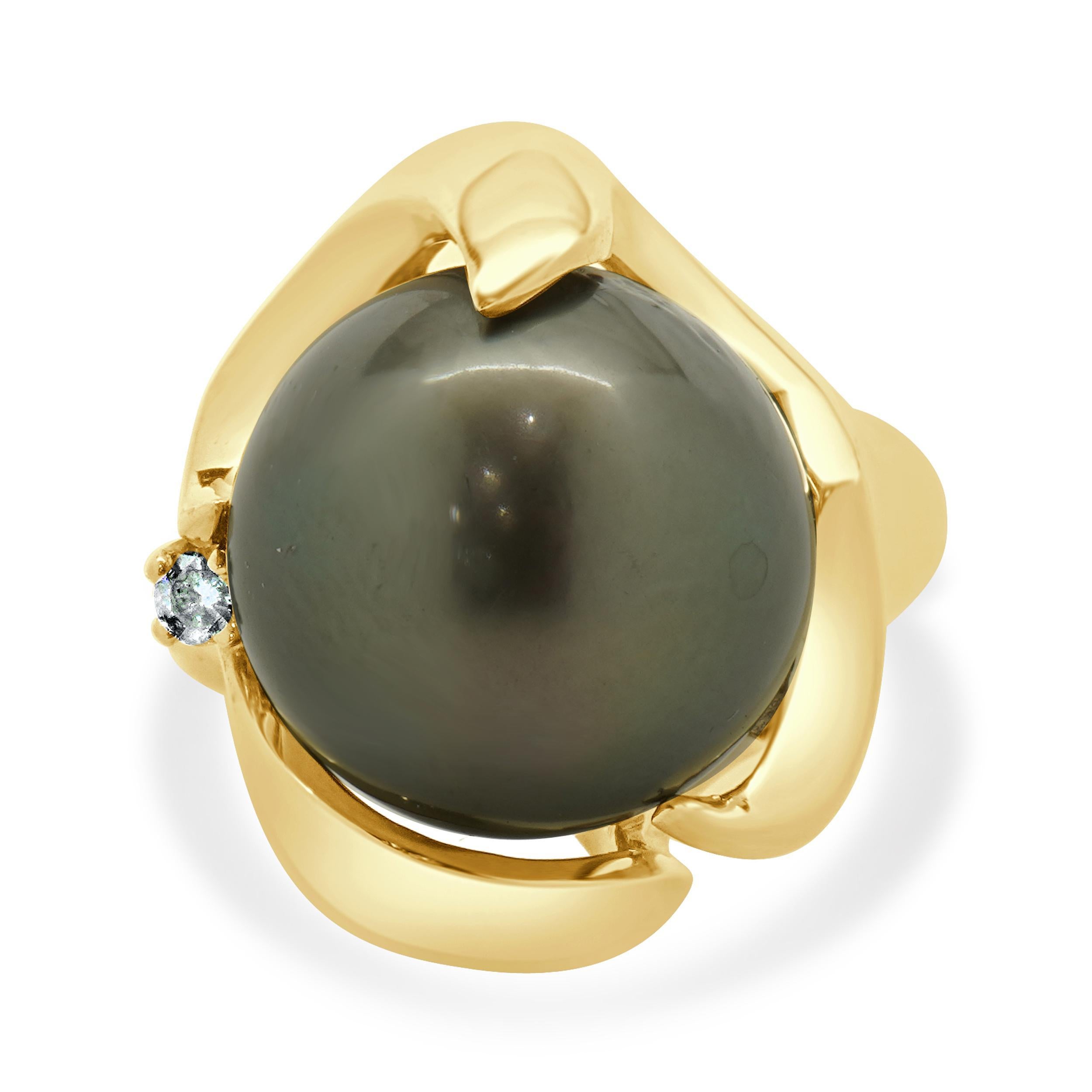 14 Karat Yellow Gold Black Pearl and Diamond Freeform Ring For Sale at ...