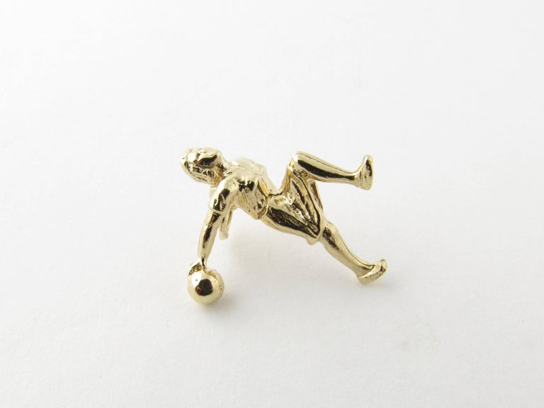 14 Karat Yellow Gold Bowler Charm For Sale at 1stDibs