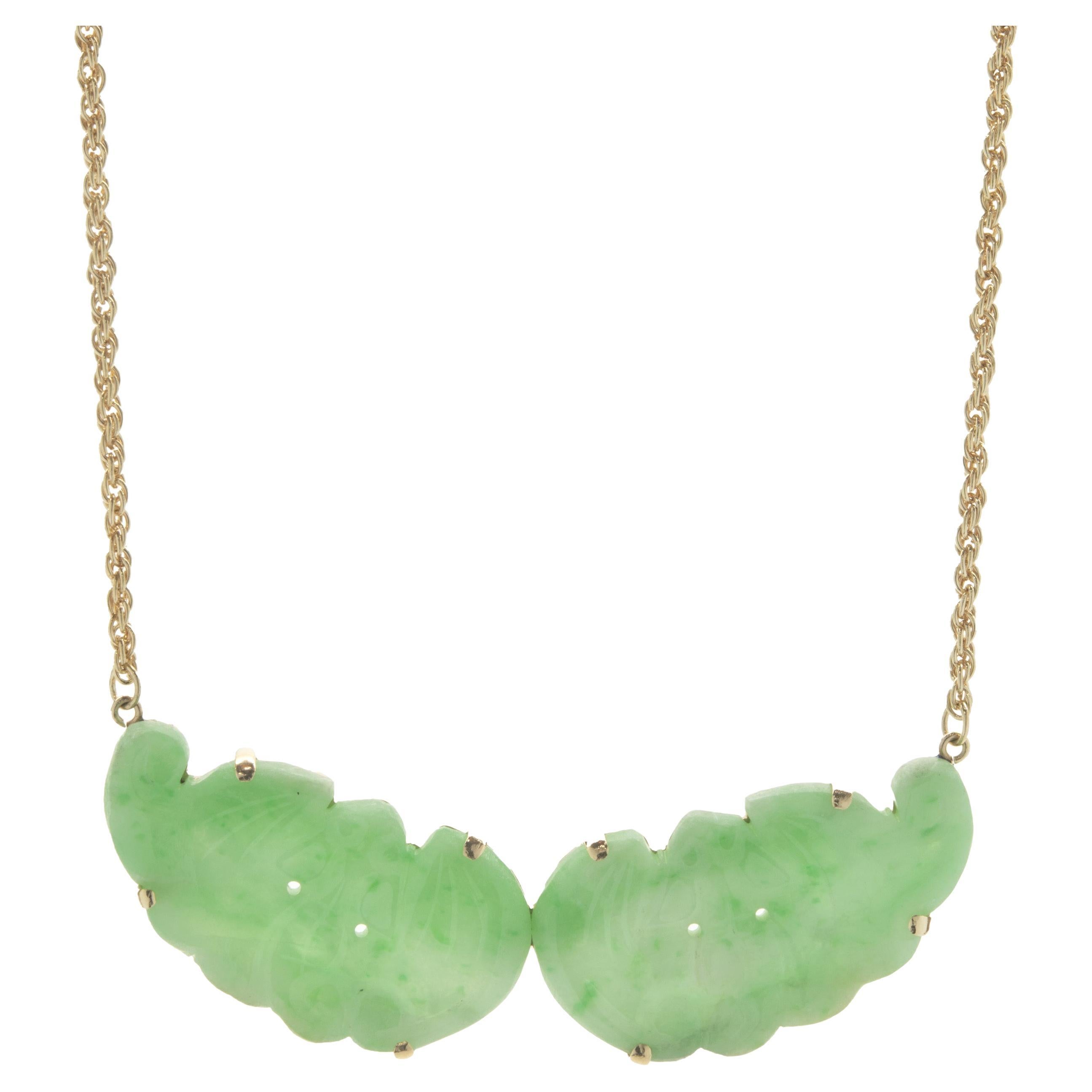 14 Karat Yellow Gold Carved Jade Pendant For Sale at 1stDibs