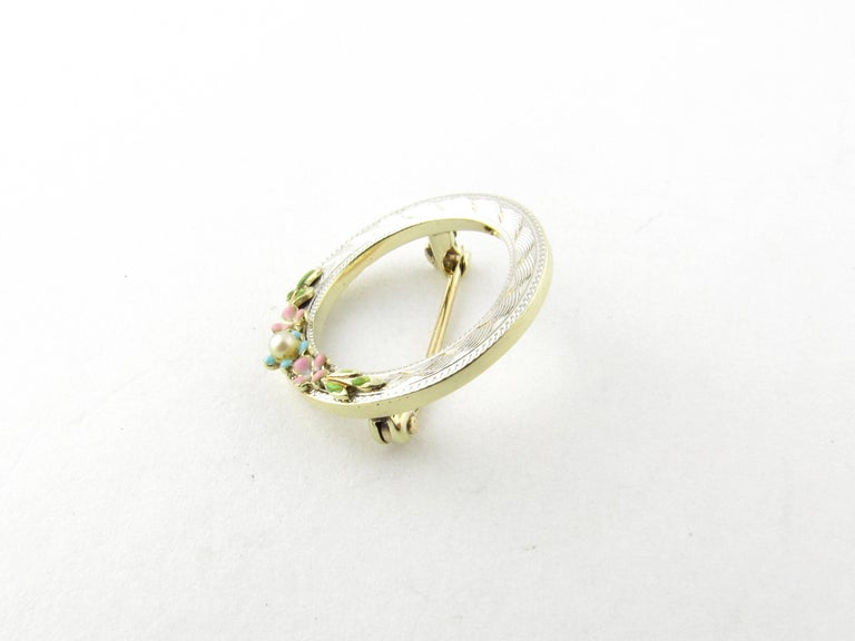 14 Karat Yellow Gold Circle Pin at 1stDibs