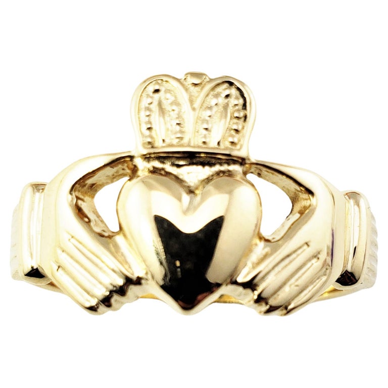 14 Karat Yellow Gold Claddagh Ring For Sale at 1stDibs